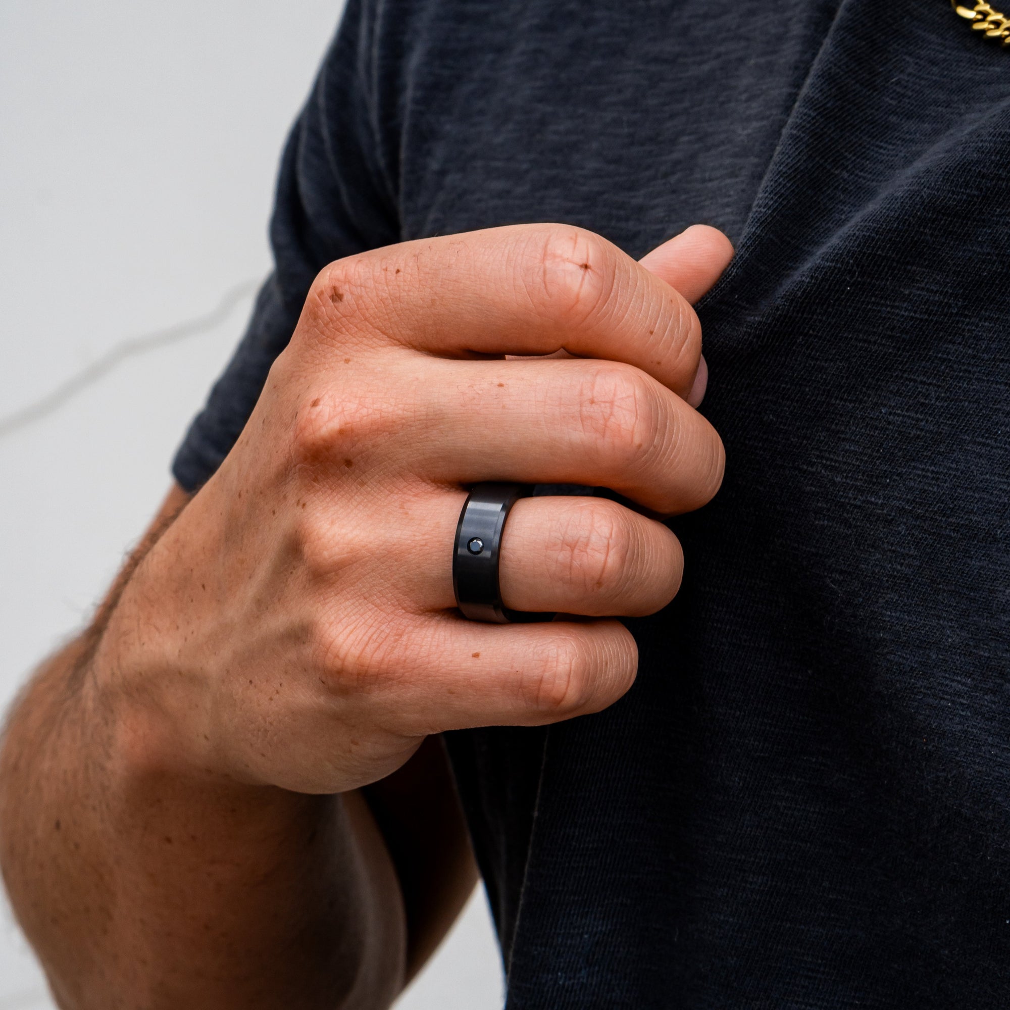 Elysium Ares | Solid Diamond Ring & Black Diamond Inset